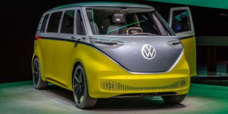 Volkswagen fait le buzz avec son combi électrique - AutoJM Mag