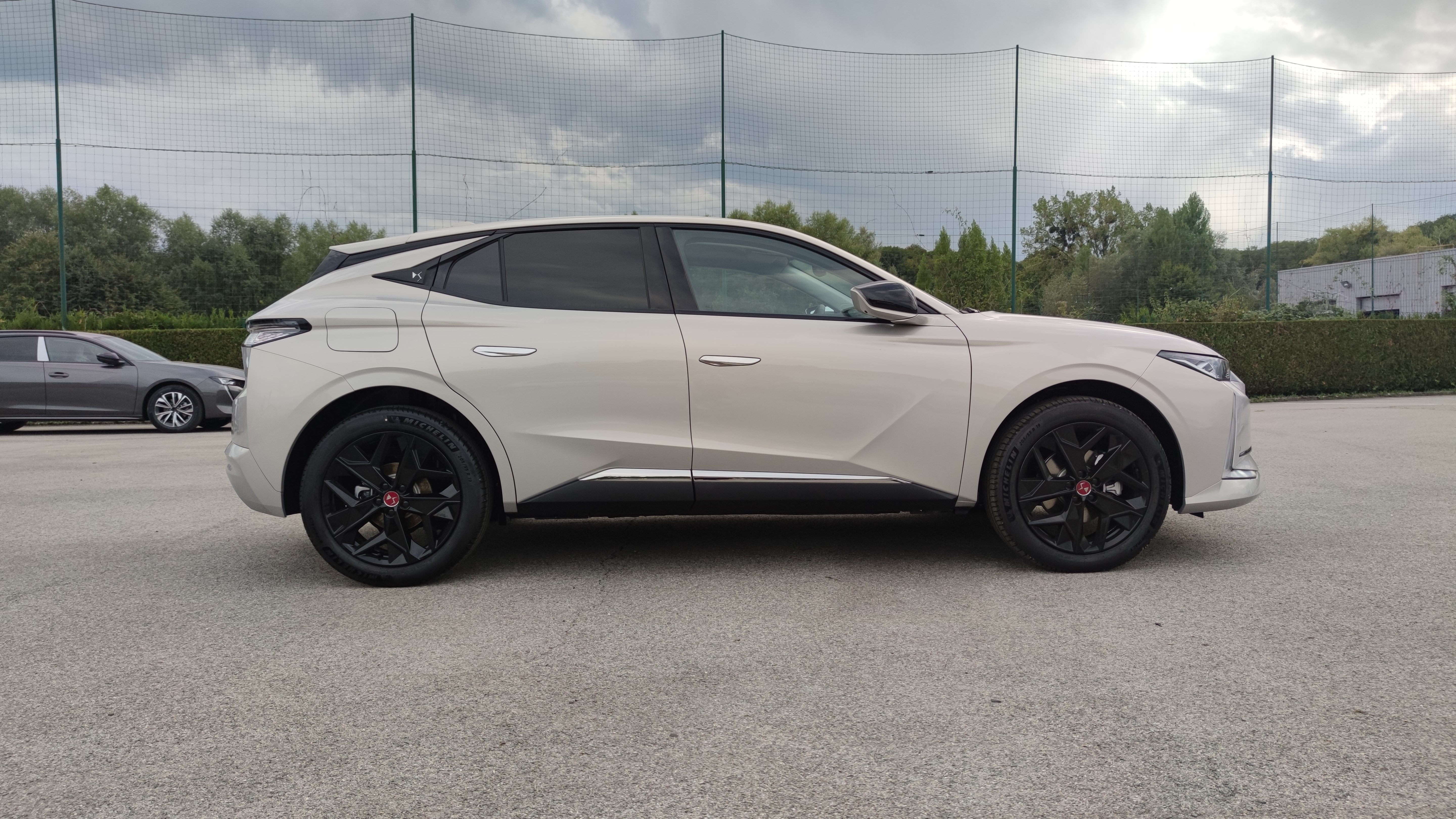 NOUVELLE DS4 2021 : LA BERLINE COMPACTE DS